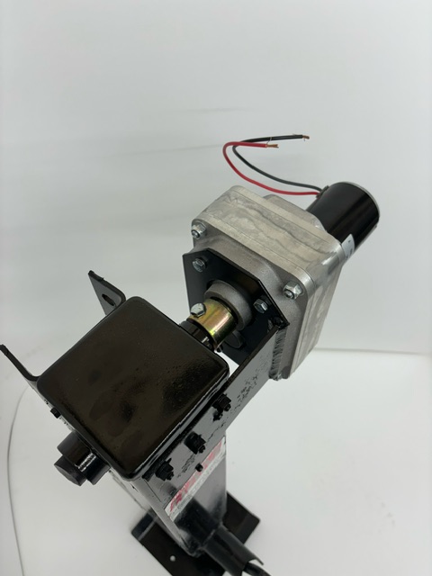 Convert Your Manual Gooseneck Trailer Jack to Electric from Hitches ...